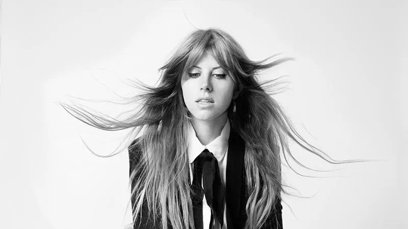 LAEL NEALE ON THE FREEWAY – The Pop Corporation