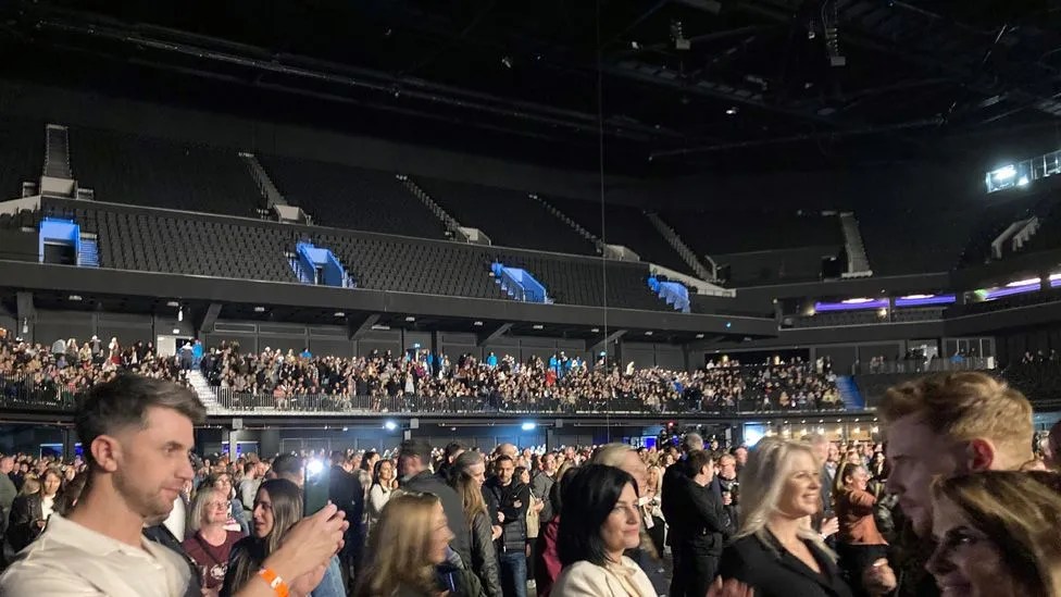 NOT EVERY BAND DESERVES ARENA SHOWS – The Pop Corporation